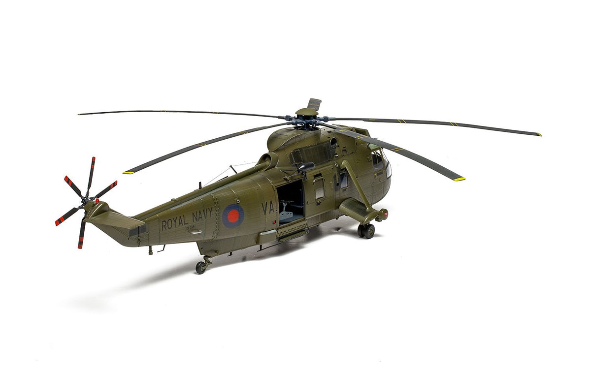 AIRFIX - A11008 WESTLAND SEAKING HC.4 1/48 | Khaki and Green Books